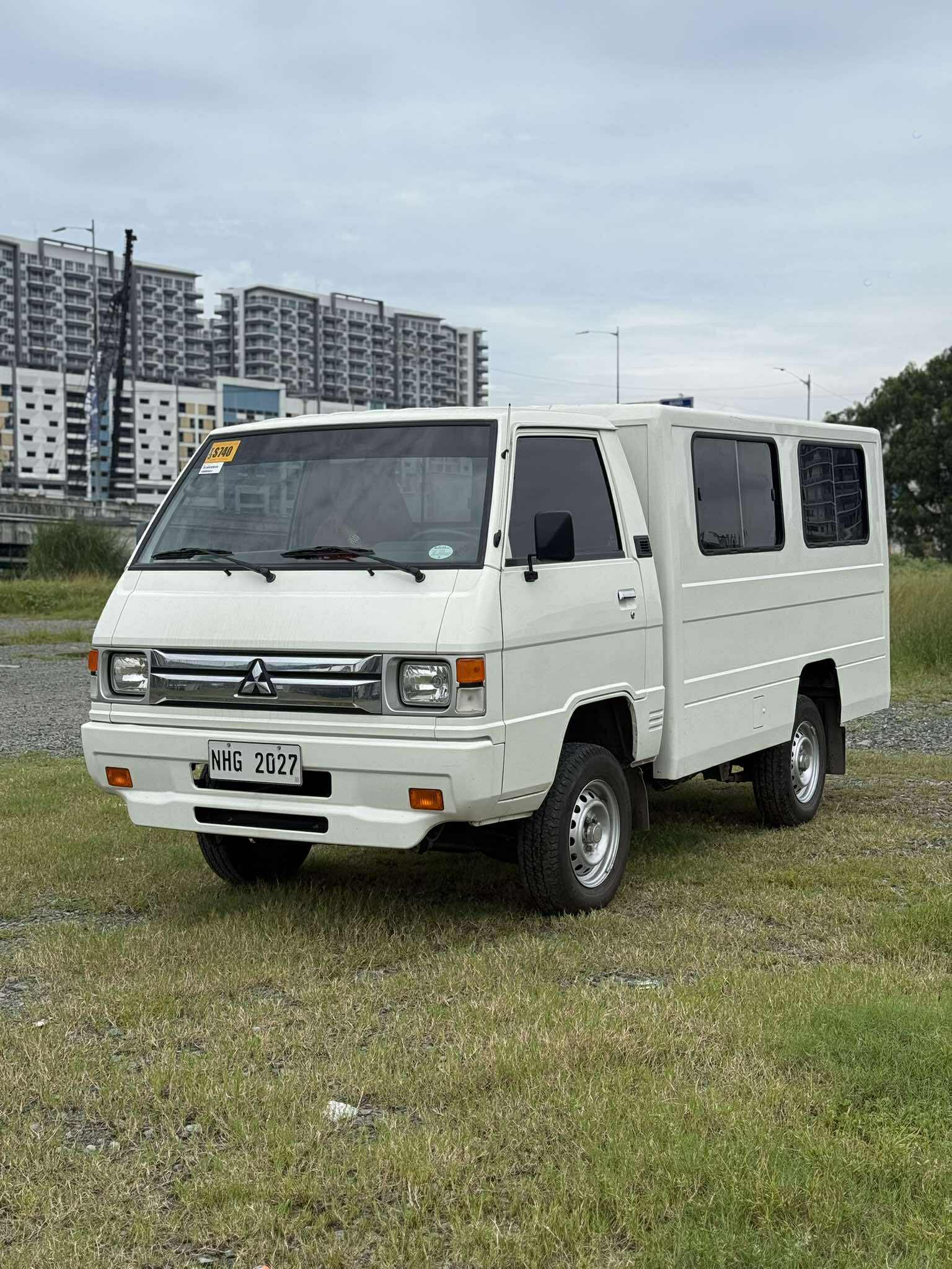 2024 Mitsubishi L300 FB C/C 2.2D Dual AC – P3KCARS